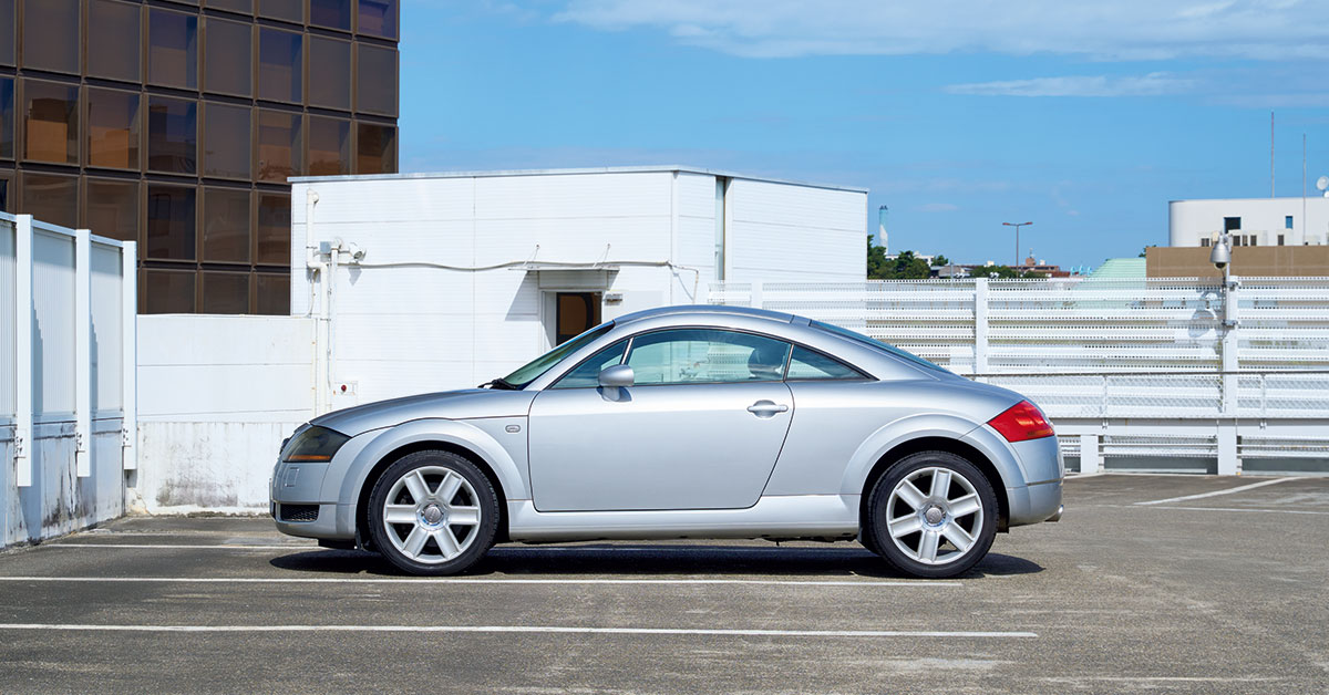 Chill CARS｜《アウディ TT（1st）》レス・イズ・モアを具現化した、カーデザインの金字塔。 | カーサ ブルータス Casa BRUTUS